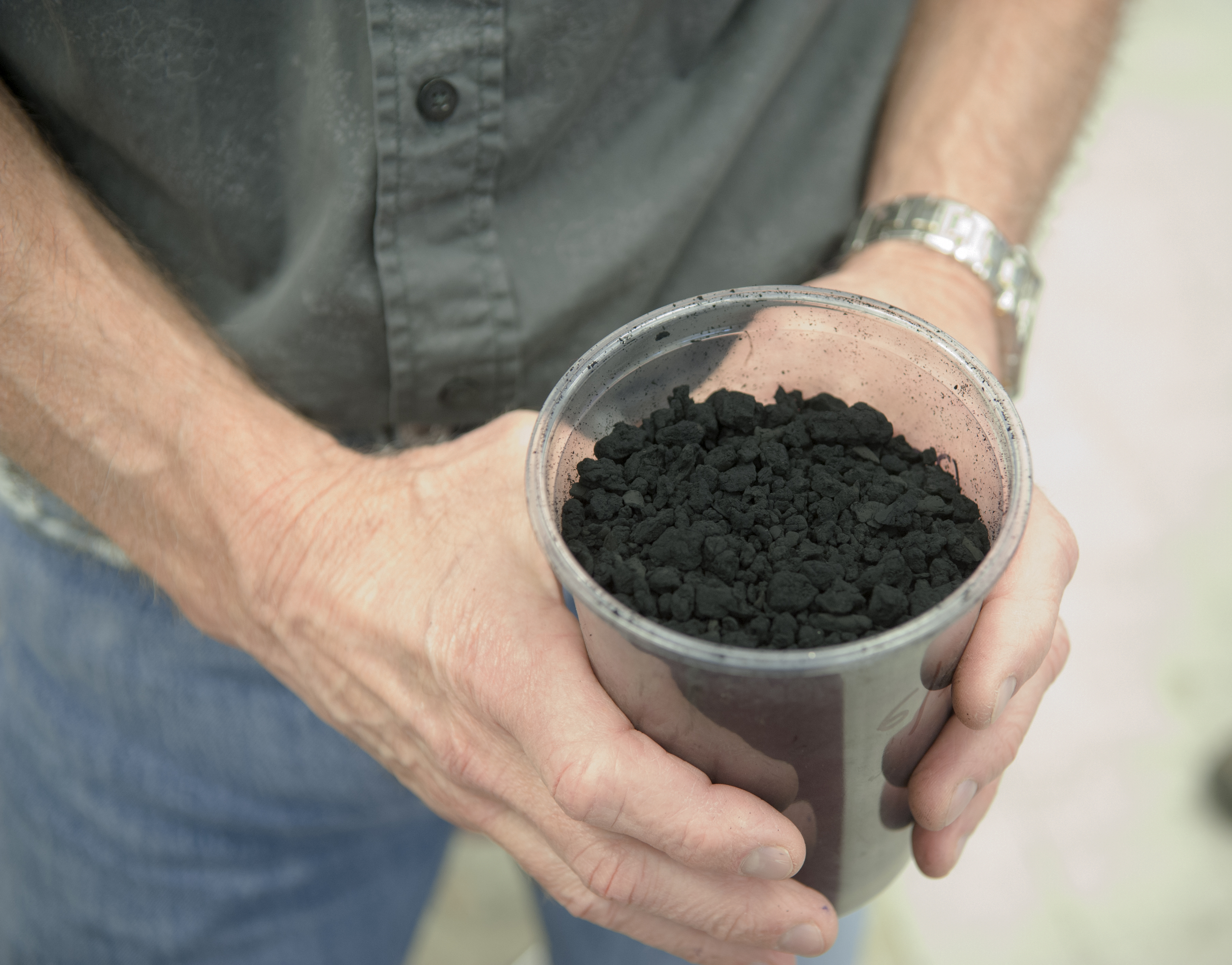 Physicists patent detonation technique to mass-produce graphene ...