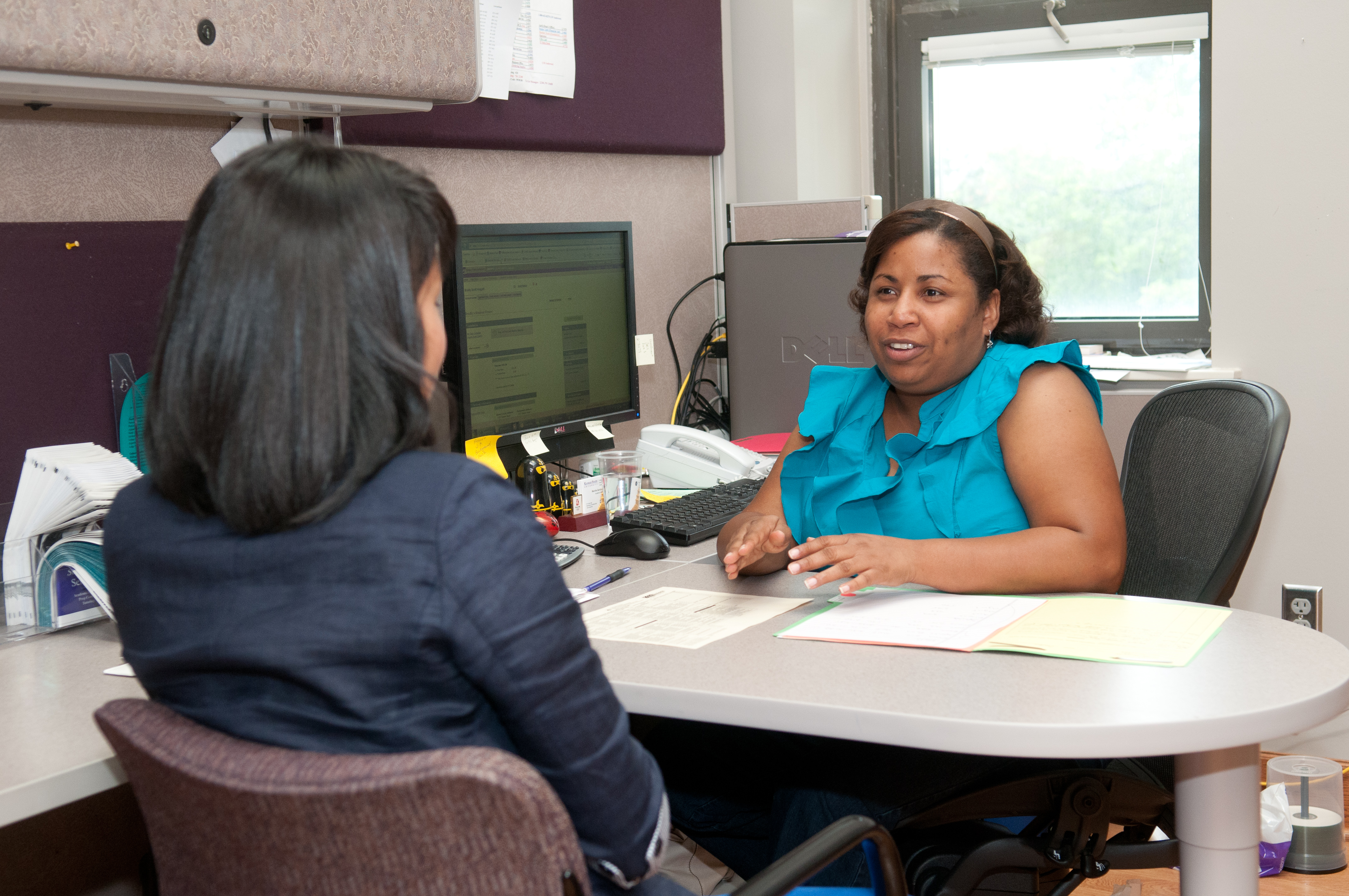 Intrusive advising boosts student persistence, class performance ...