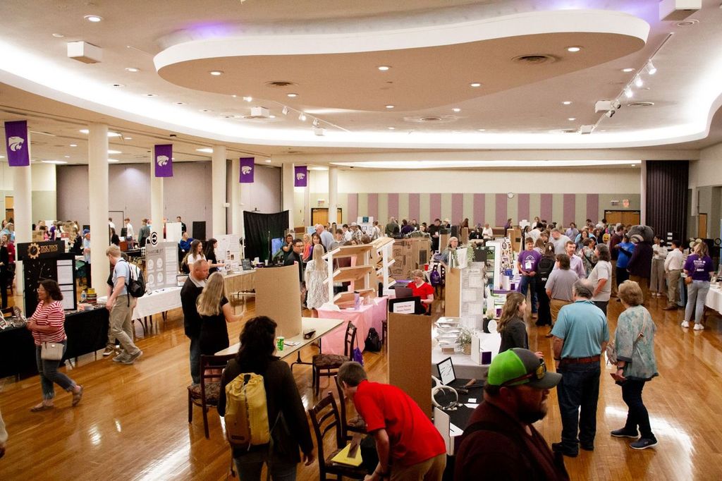 Students honored at statewide youth entrepreneurship competition led by ...