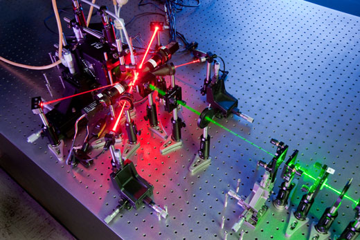 Researchers identify free-flowing aerosol particles using holograms ...