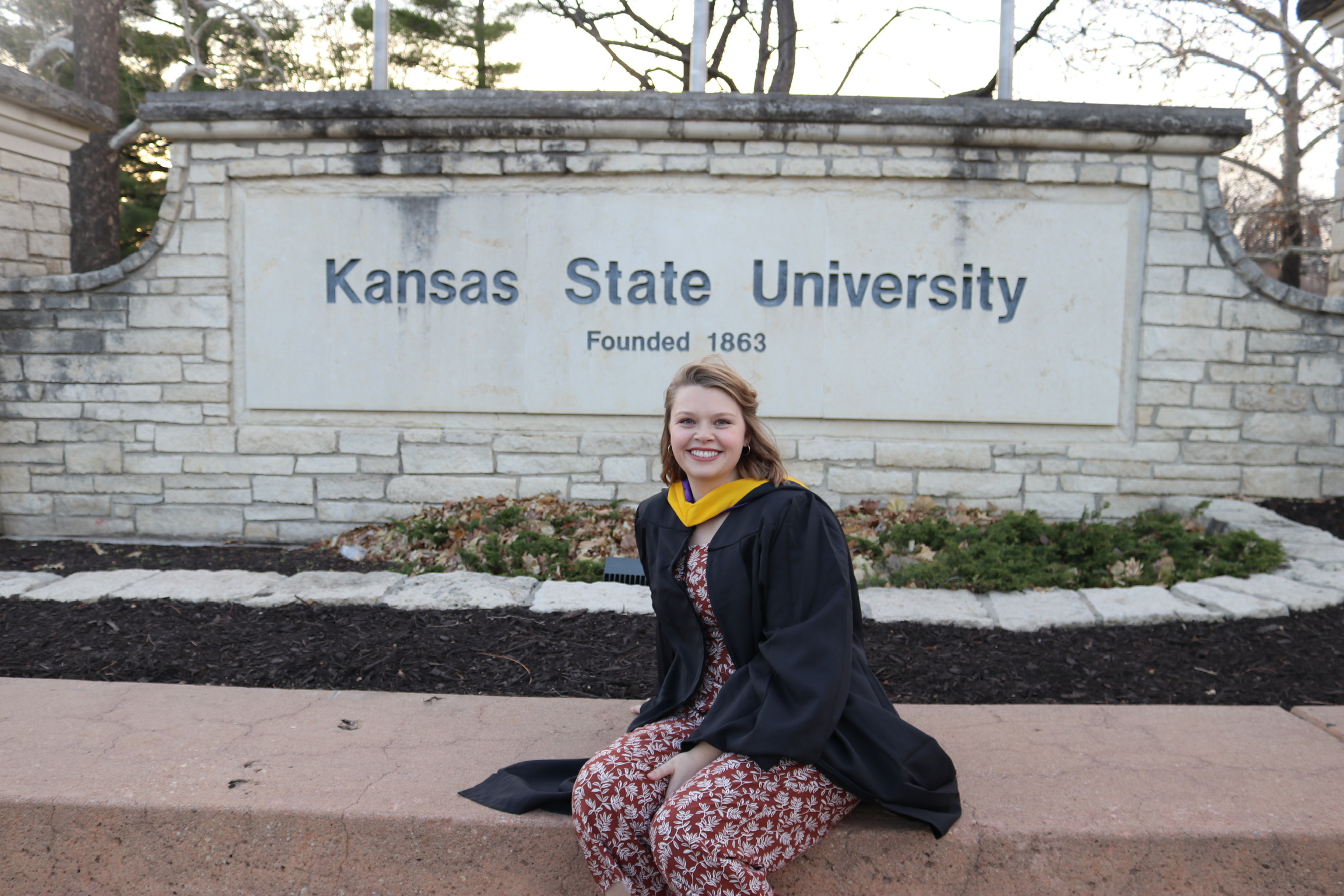 Graduate students in entomology, psychology and agronomy receive ...