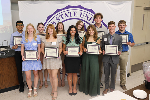 K-State College of Veterinary Medicine announces 2023 class of Early ...