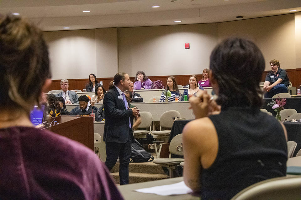 Attend faculty forums about expanding applied learning experiences | K ...
